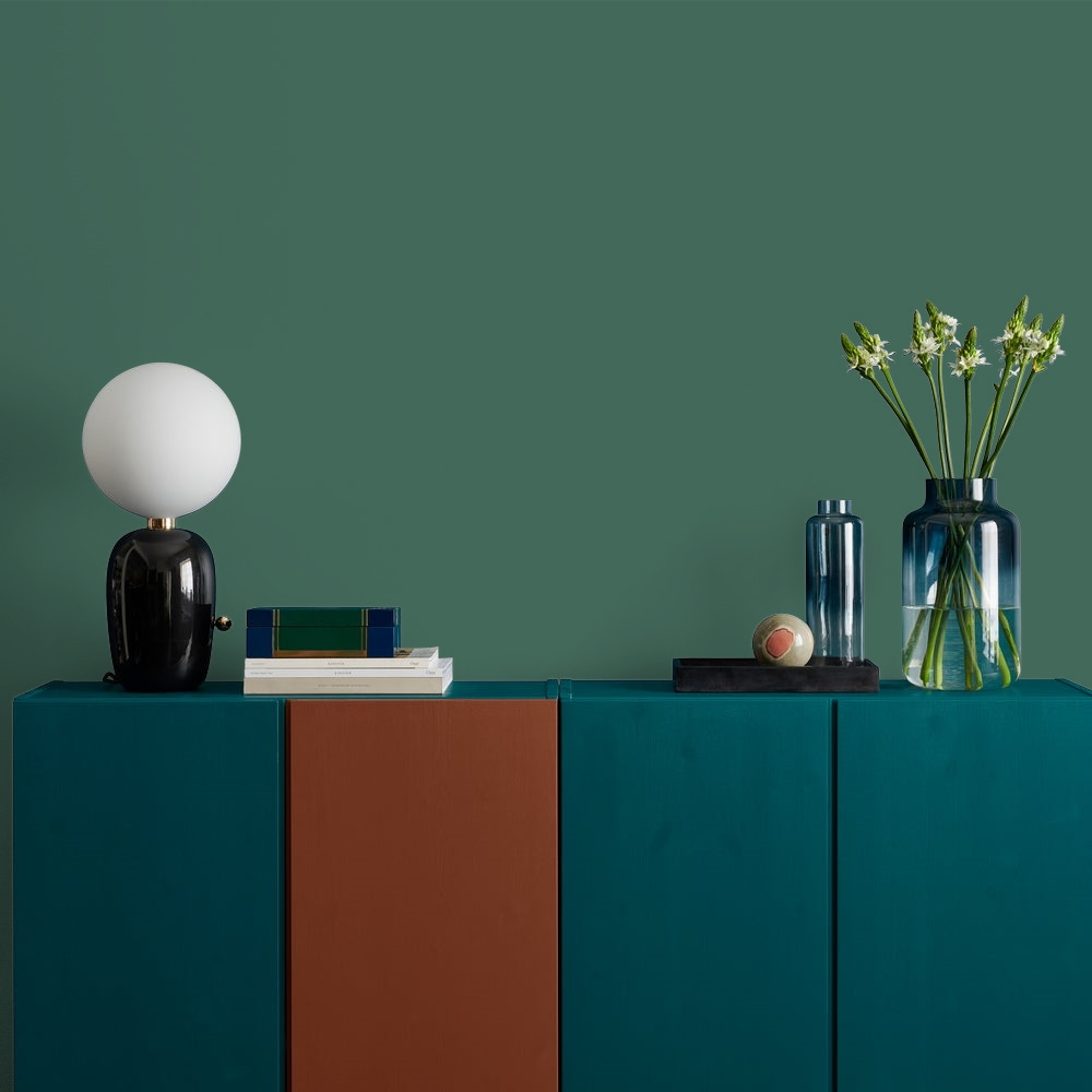 Christmas Ivy - Green Paint Colour | Johnstone's