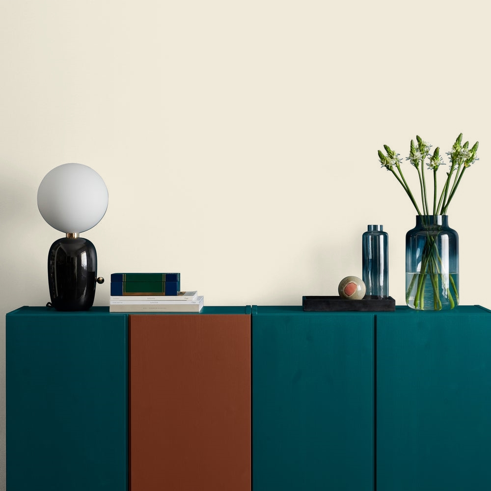 Spice Ivory - White Paint Colour | Johnstone's