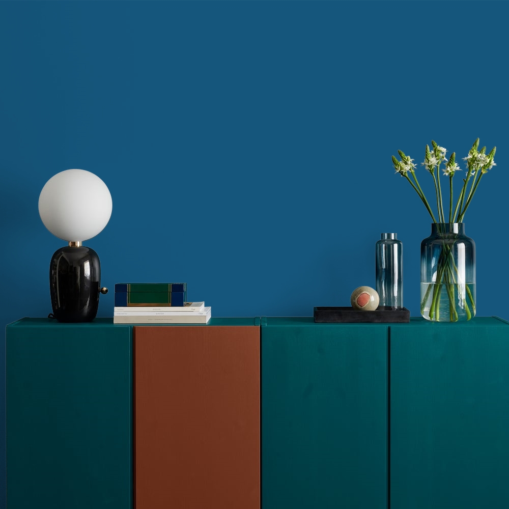 Stunning Sapphire - Blue Paint Colour | Johnstone's